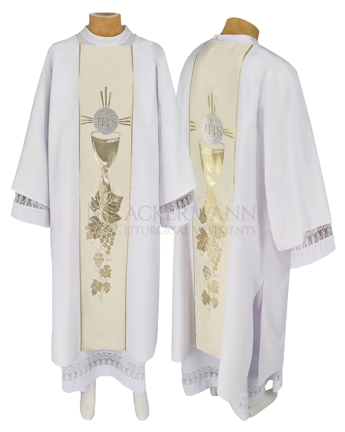 Gothic Dalmatic model 010 19721 - Vestments24.com